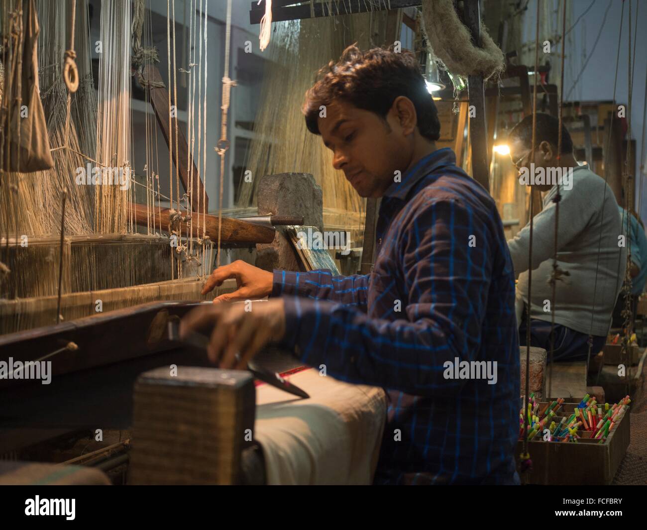 Varanasi weaver hi-res stock photography and images - Alamy