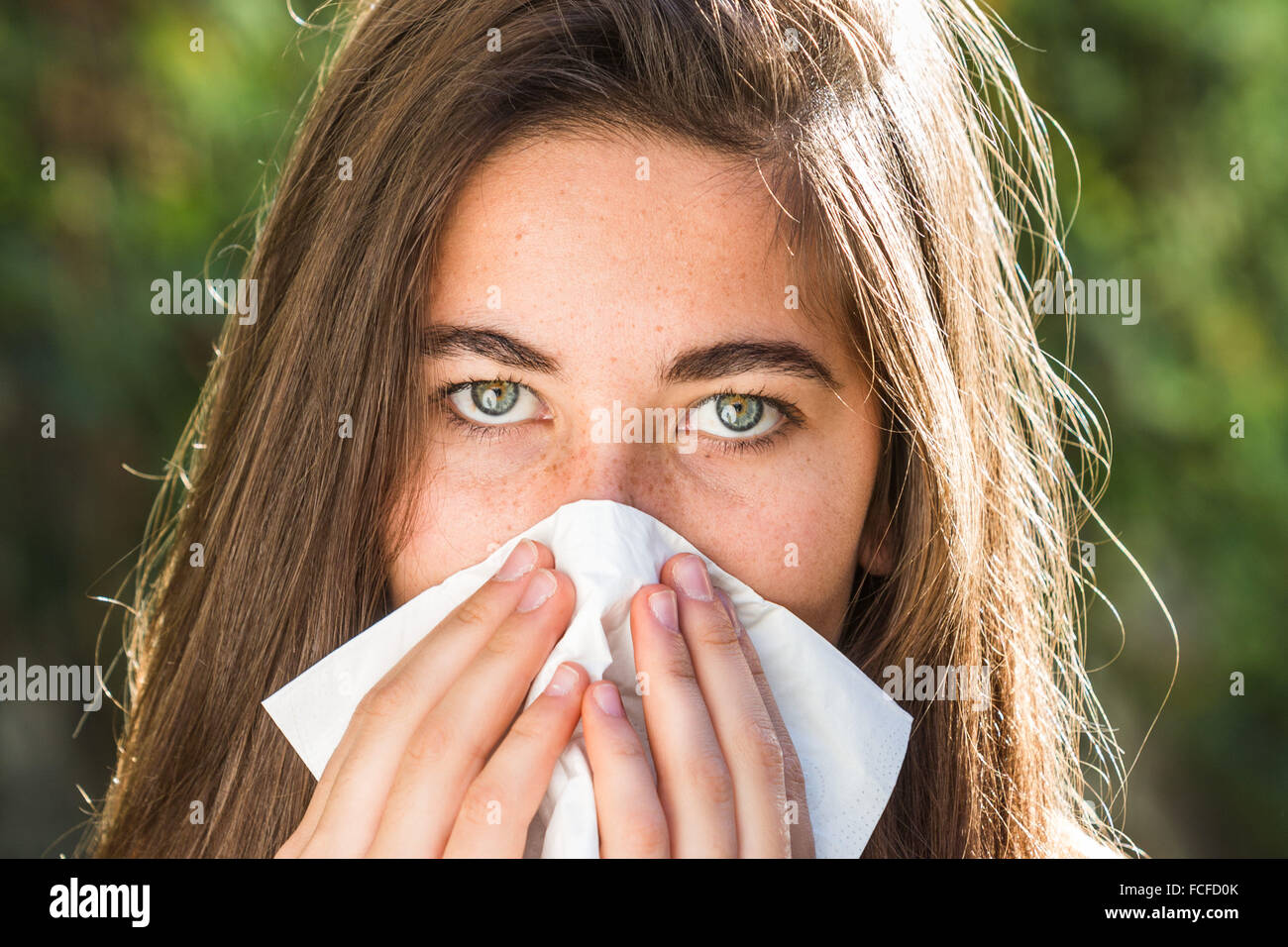 Woman tissue hi-res stock photography and images - Alamy