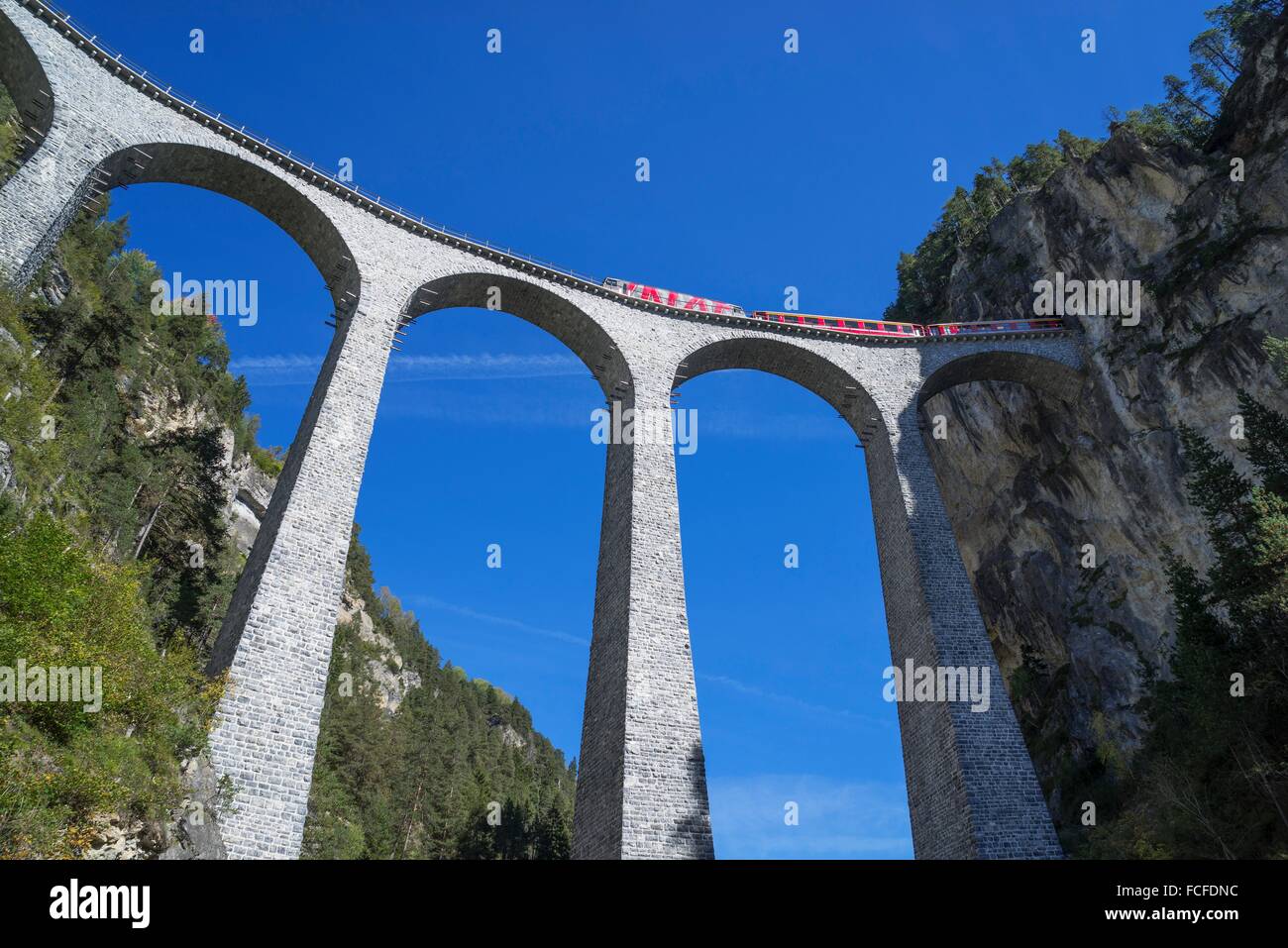 Landwasser Viaduct, Filisur, Canton of Graubünden, Switzerland Stock ...