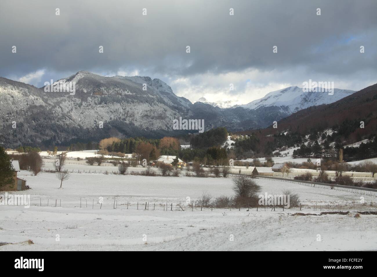 Mountainous landscape in Belagua, Roncal valley, Navarre, Pyrenees ...