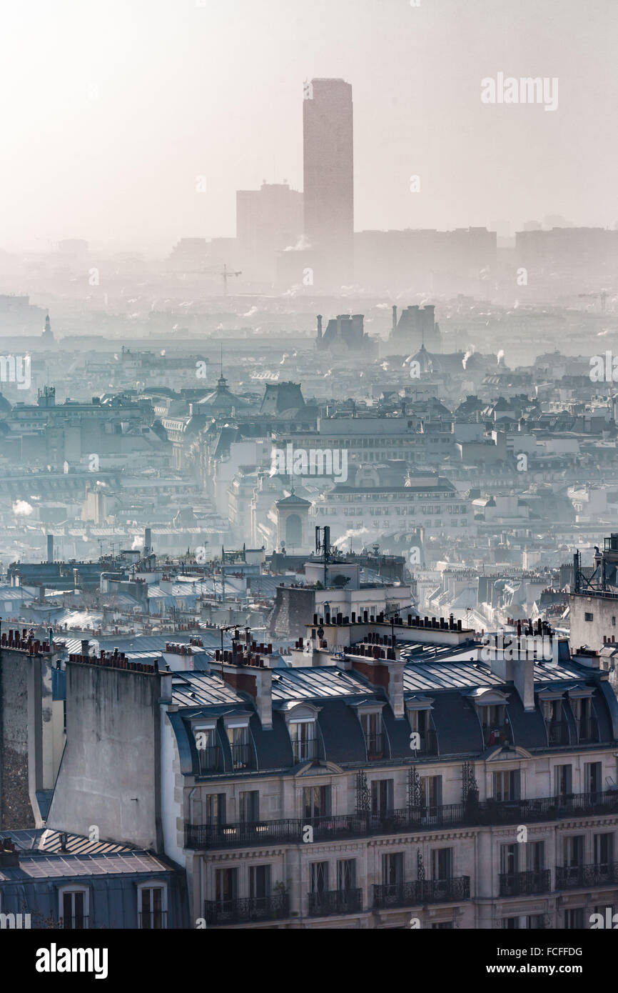 Air pollution in Paris, France Stock Photo - Alamy