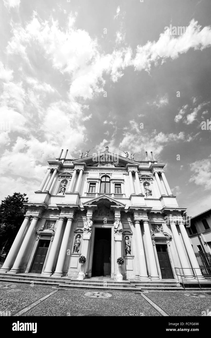 building old architecture in italy europe milan religion and sunlight ...