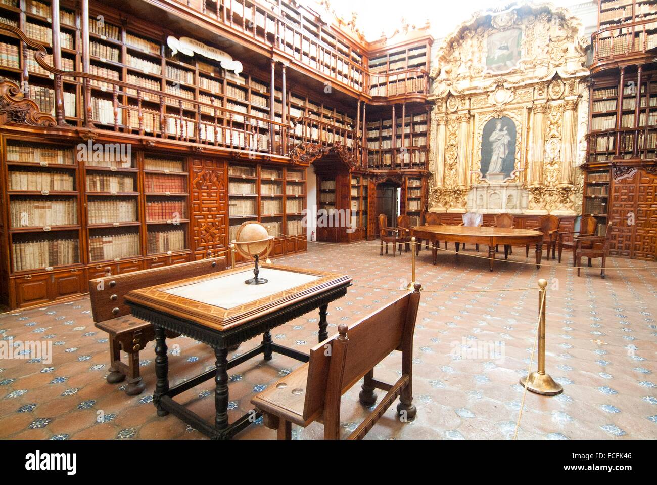 Biblioteca Palafoxiana High Resolution Stock Photography and Images - Alamy