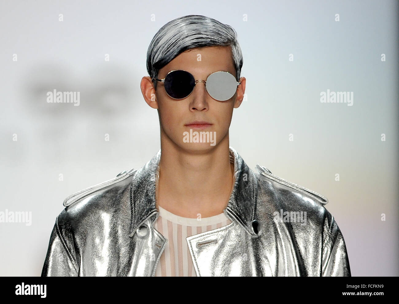 Berlin, Germany. 22nd Jan, 2016. Models present creations of Turkish ...