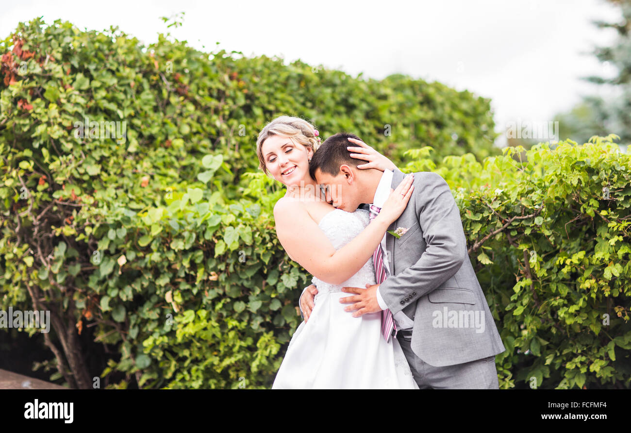Happy bride and groom on their wedding Stock Photo - Alamy