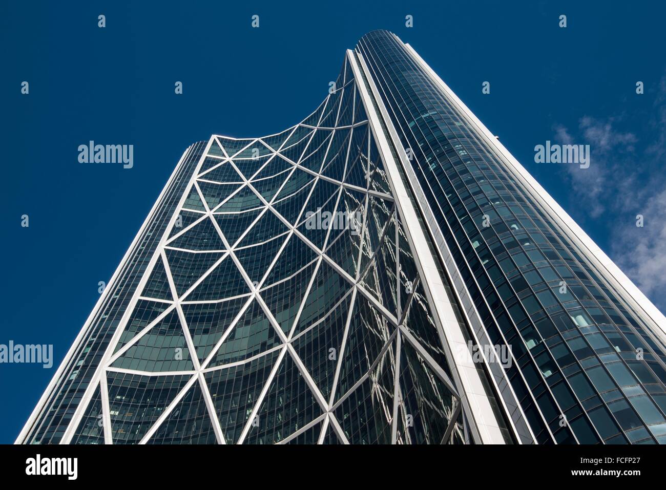 Bow building hi-res stock photography and images - Alamy