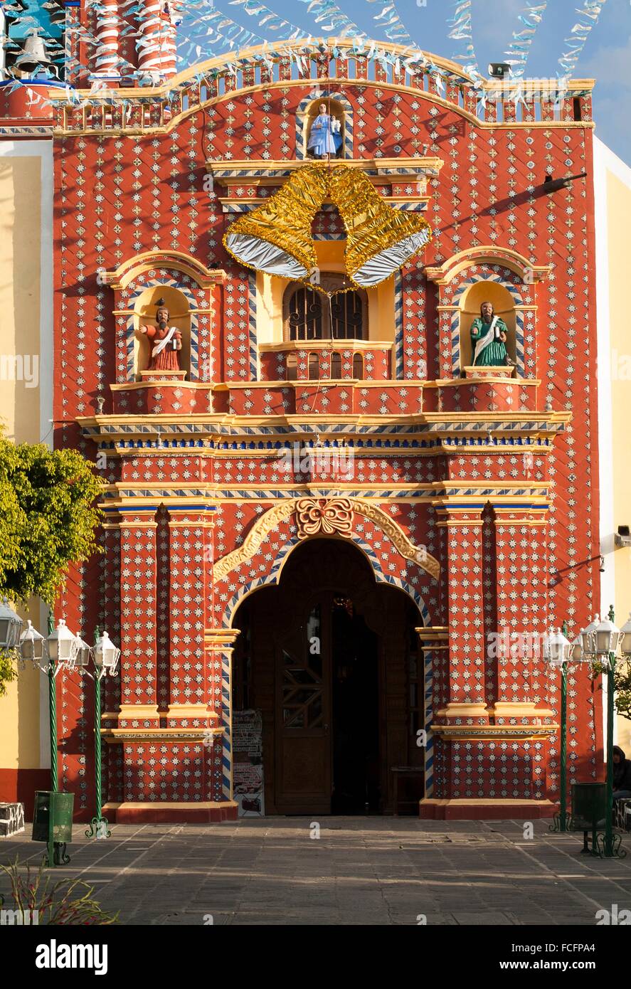 Mexico puebla tonantzintla church hi-res stock photography and images ...
