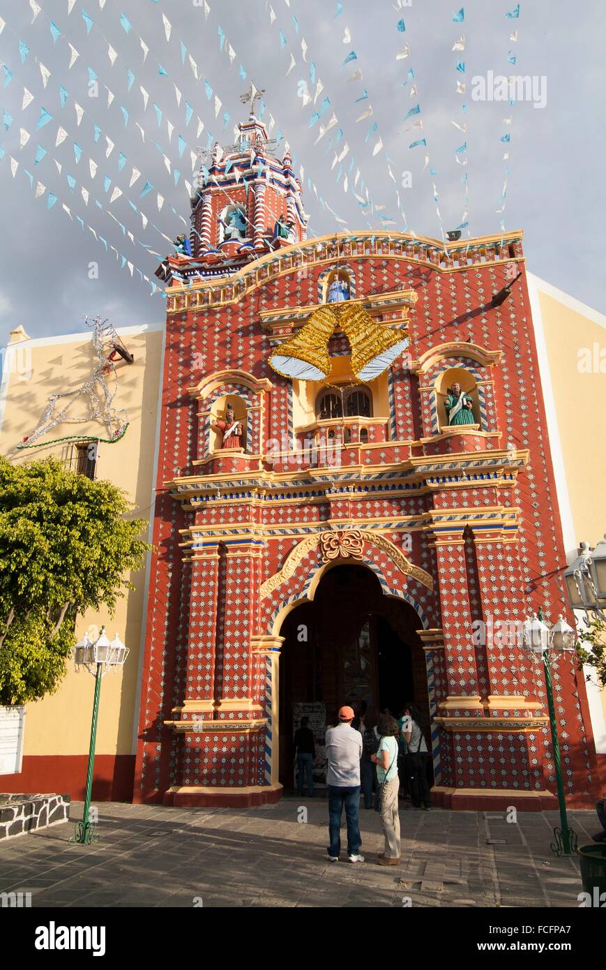 Santa maria tonantzintla church hi-res stock photography and images - Alamy