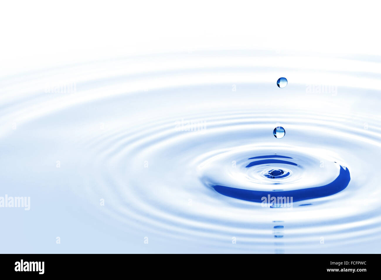 Blue water drop falling down hi-res stock photography and images - Alamy