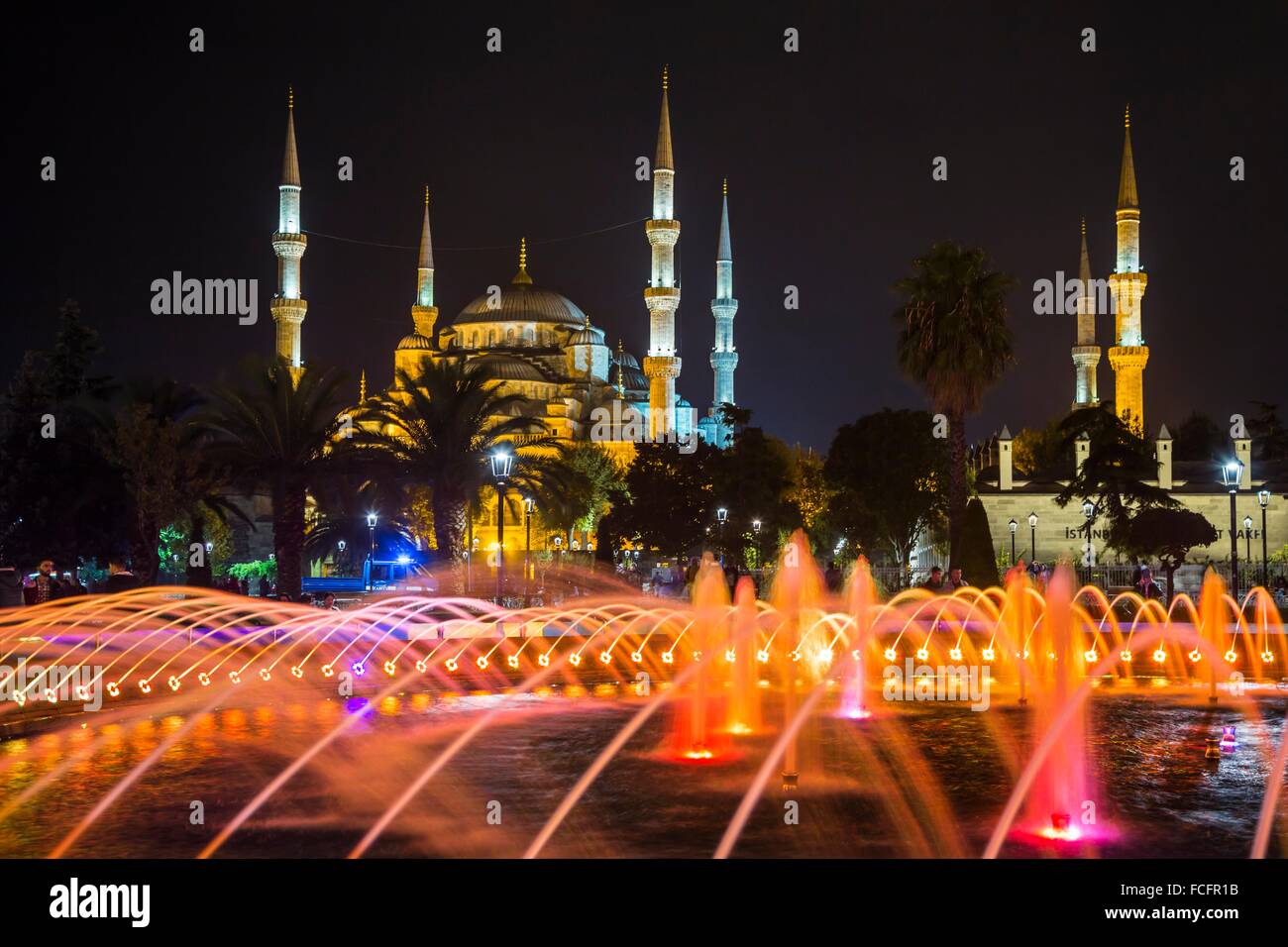 Decorative muslim hi-res stock photography and images - Alamy