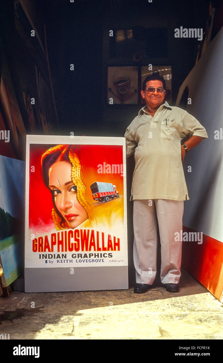 Bollywood signage artist in Mumbai, or Bombay, India Stock Photo - Alamy
