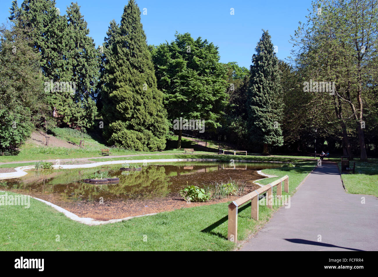 Tring, Memorial Park Pond, Hertfordshire, England Stock Photo - Alamy