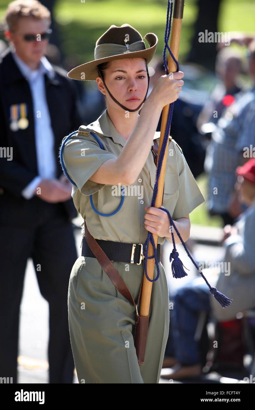 Slouch hat anzac australian soldier hi-res stock photography and images ...