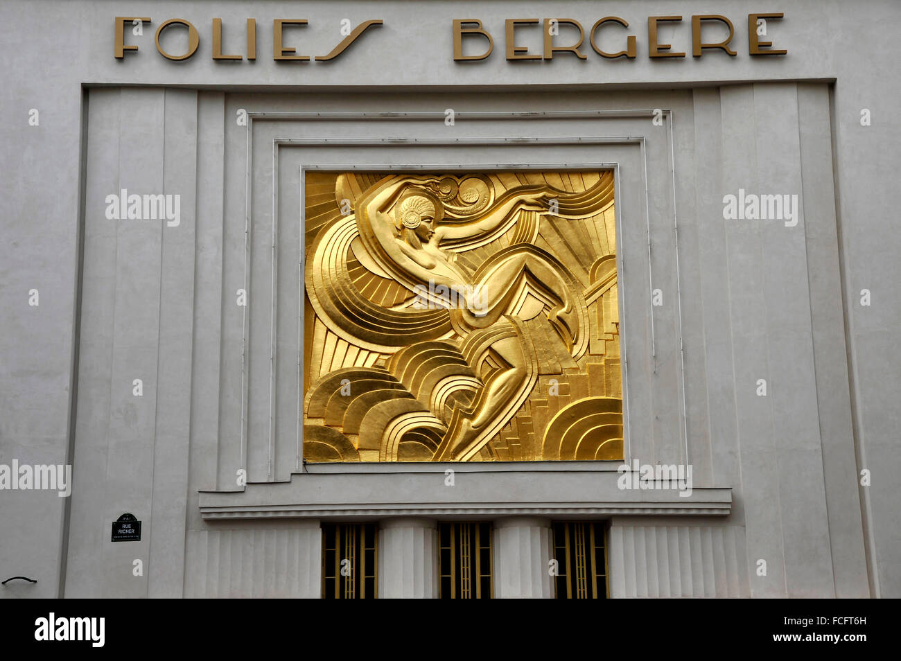 Folies bergere paris hi-res stock photography and images - Alamy