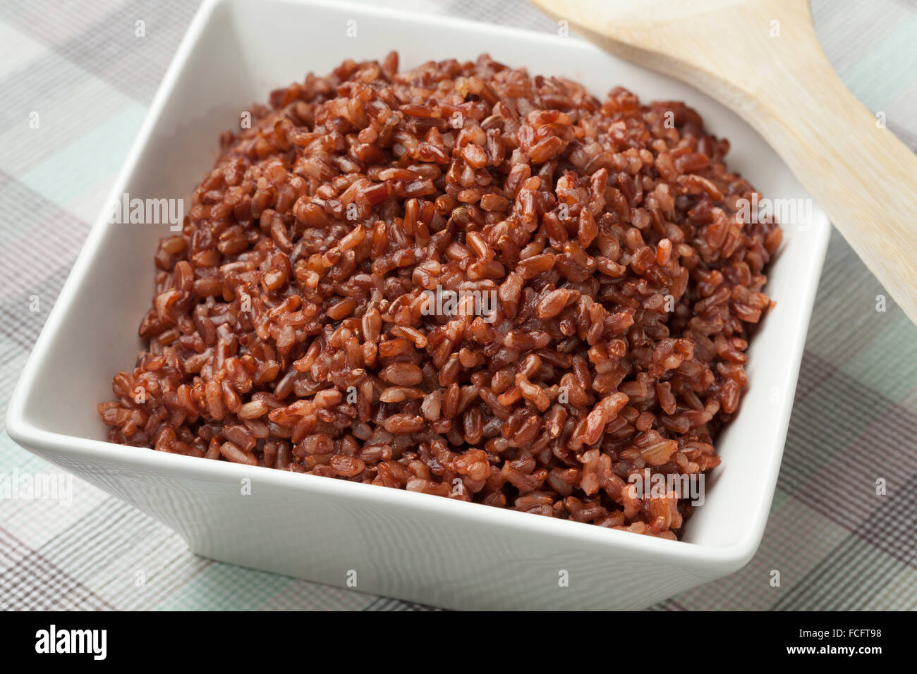 Red rice in bowl hi-res stock photography and images - Alamy