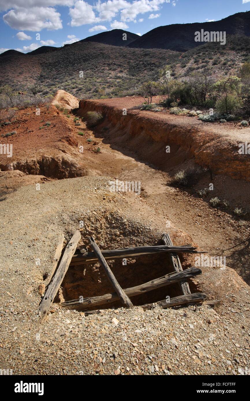 Old shaft hi-res stock photography and images - Alamy
