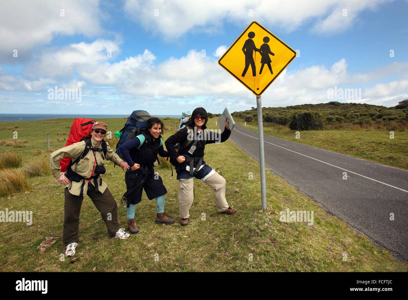 Female bushwalker hi-res stock photography and images - Alamy