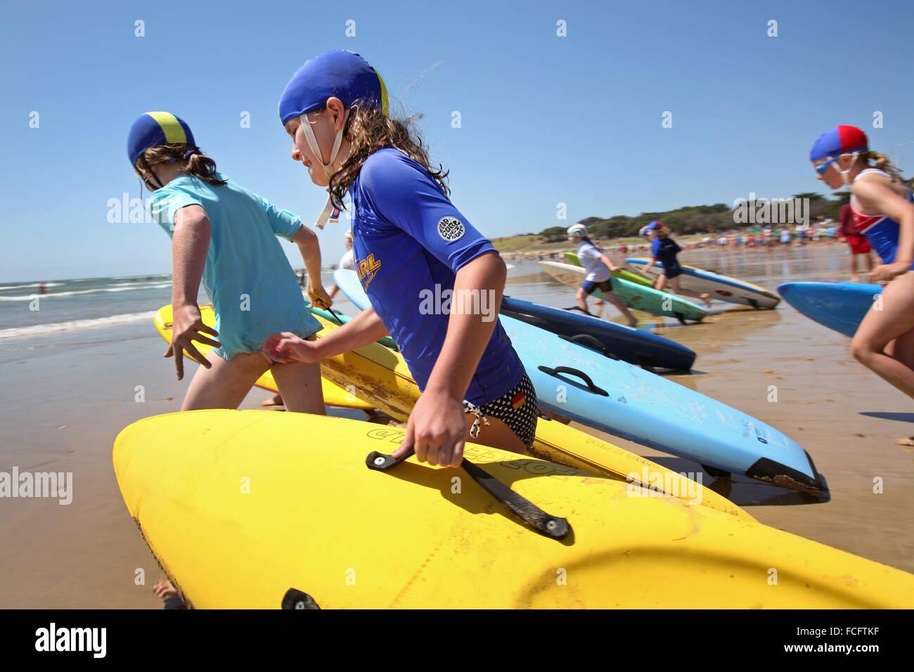 Australian kids surfing hi-res stock photography and images - Alamy