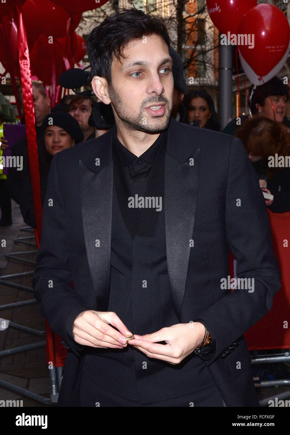 London. UK. Magician, Dynamo (AKA Steven Frayne) opens the Harrods ...