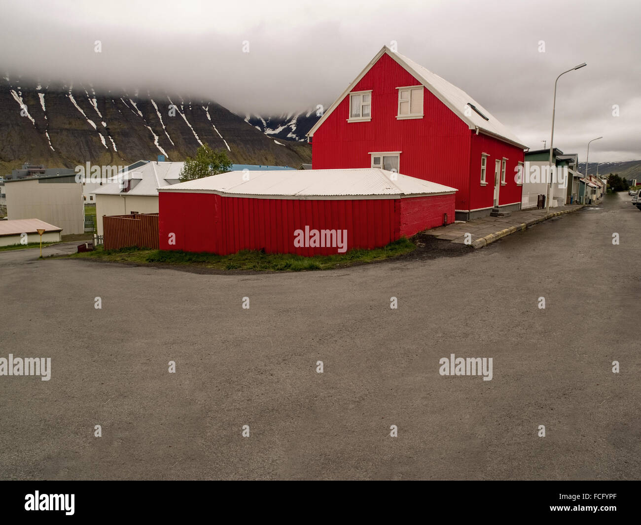 Streaks of snow hi-res stock photography and images - Alamy