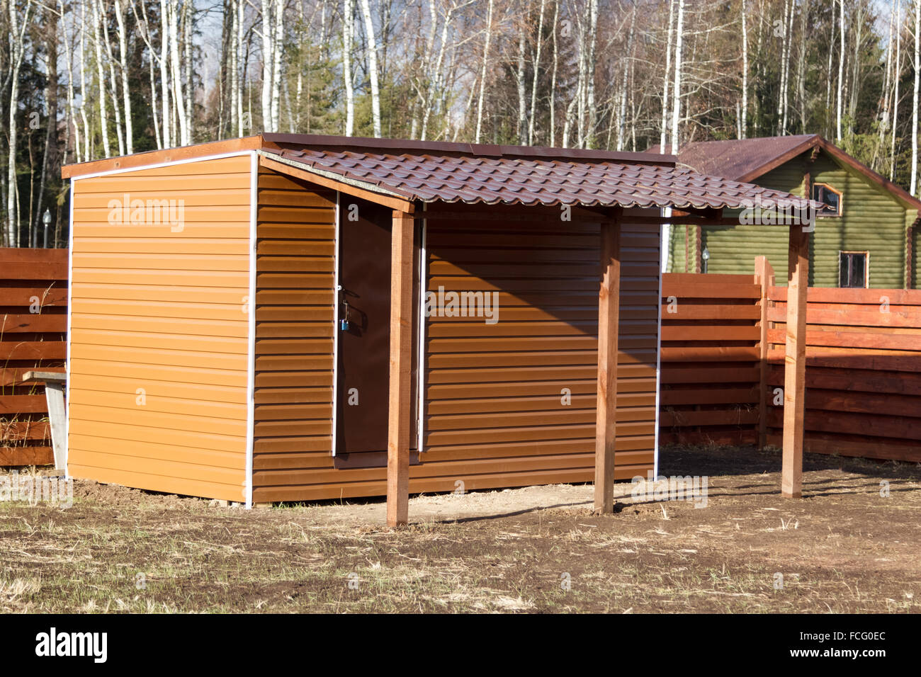 Small Wooden Barn Stock Photos & Small Wooden Barn Stock Images - Alamy