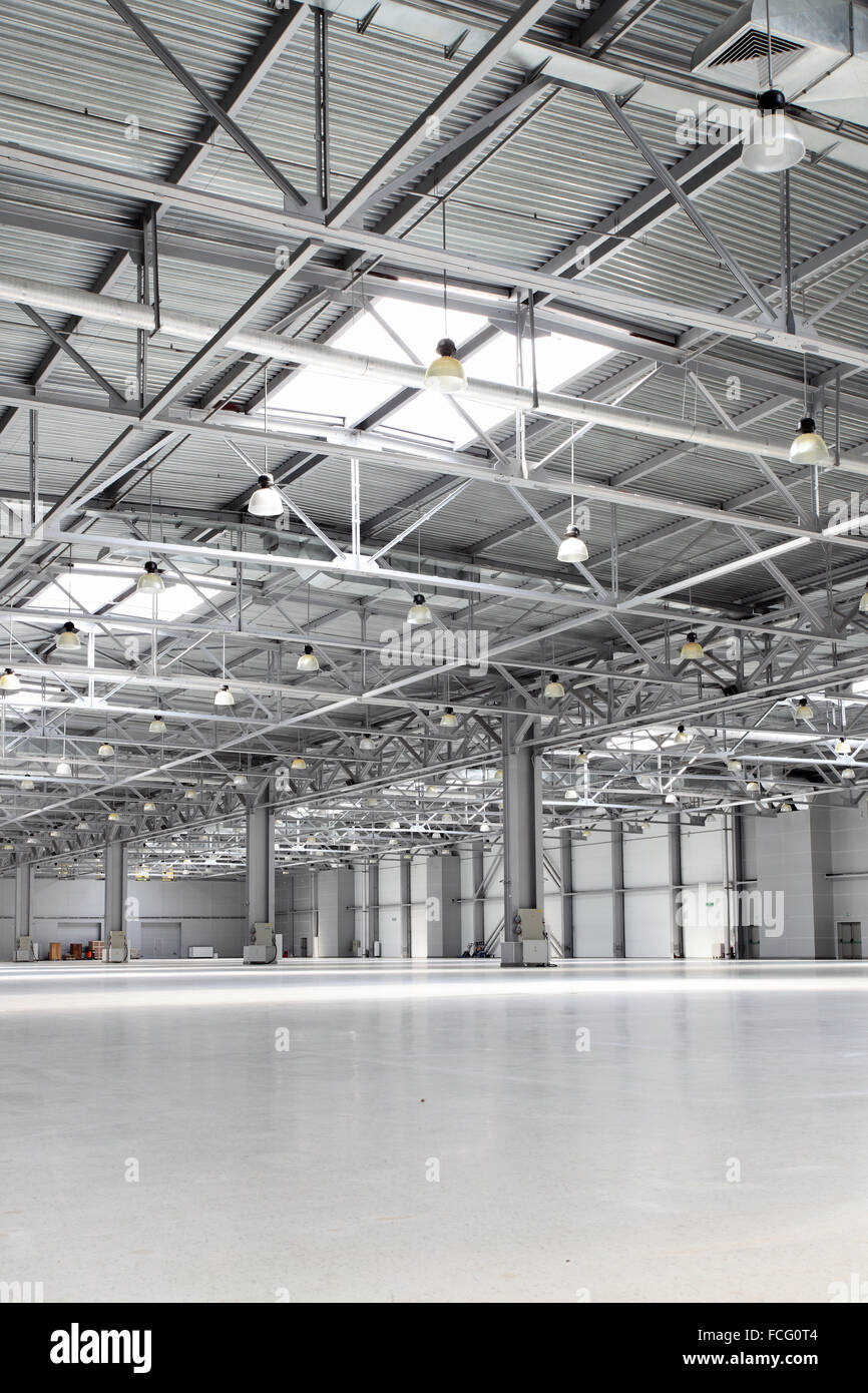Interior of big empty storehouse Stock Photo - Alamy