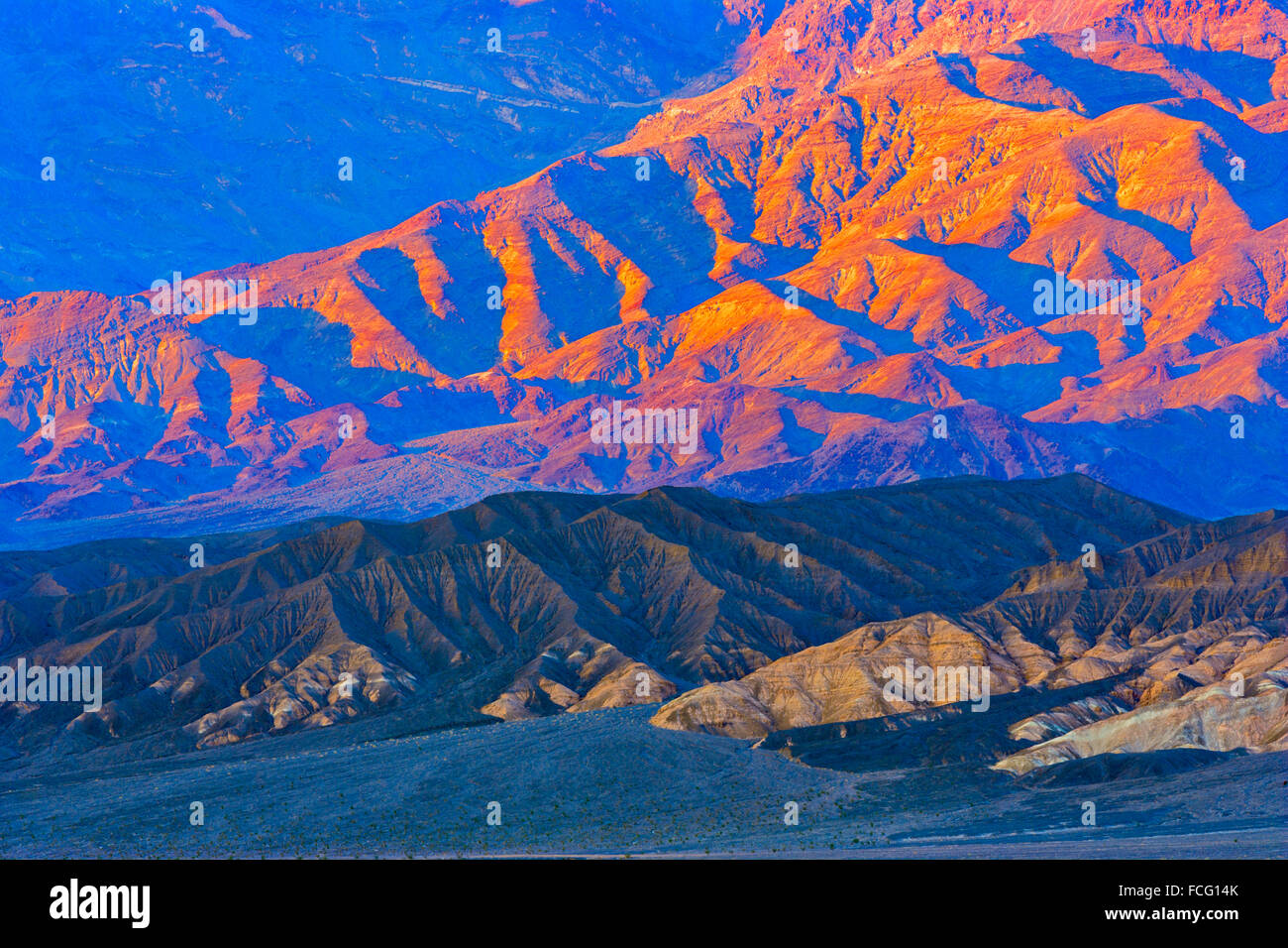Amargosa Range in Death Valley, California Stock Photo - Alamy