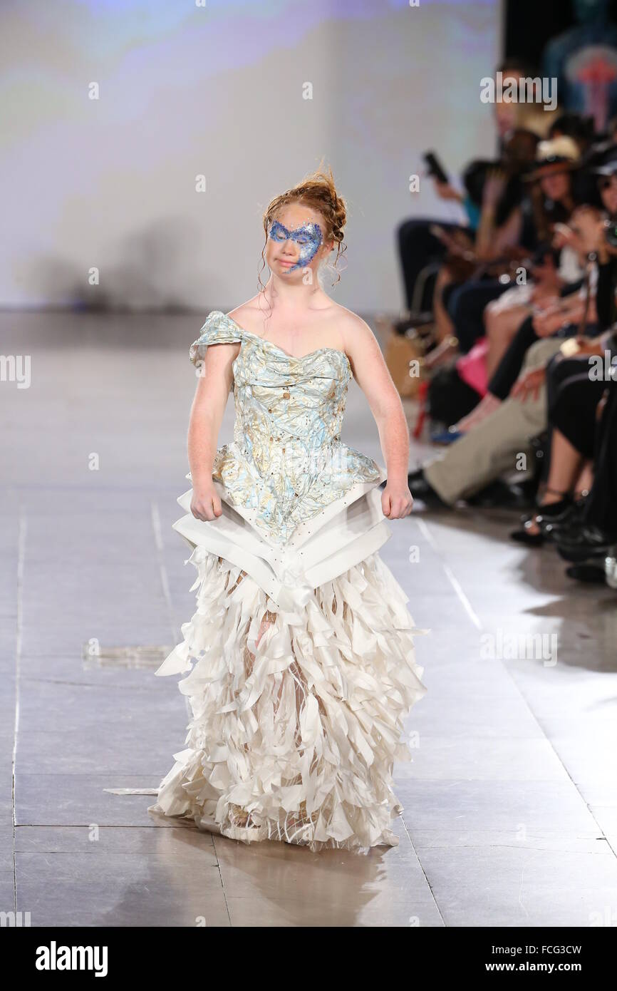 Madeline stuart hi-res stock photography and images - Alamy
