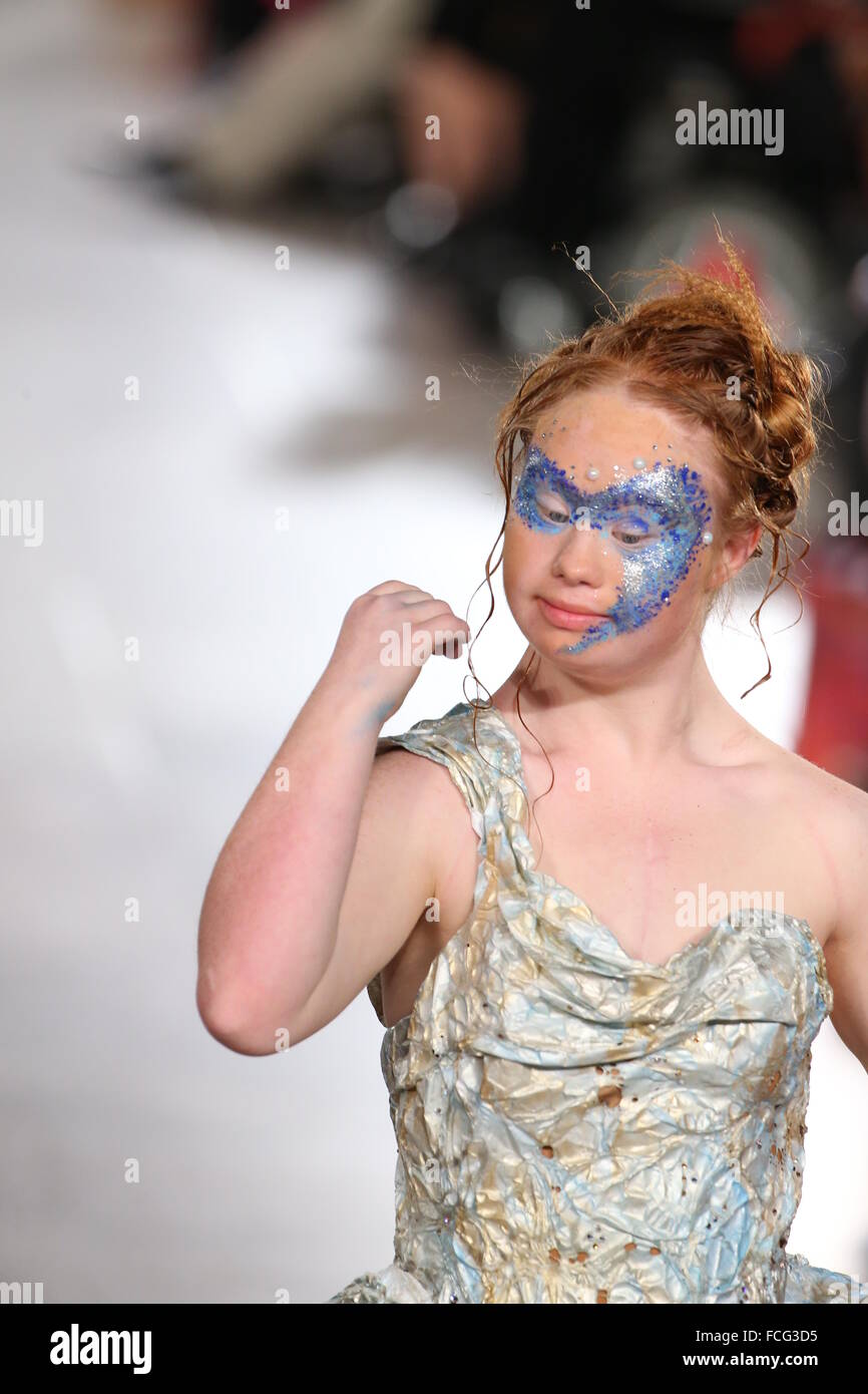 Madeline Stuart walks Hendrik Vermeulen runway at the FTL Moda Spring ...