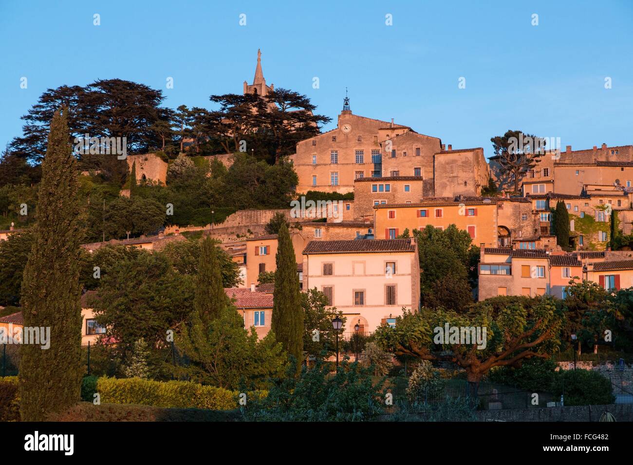 REGIONAL NATURE PARK OF THE LUBERON, VAUCLUSE, FRANCE Stock Photo - Alamy