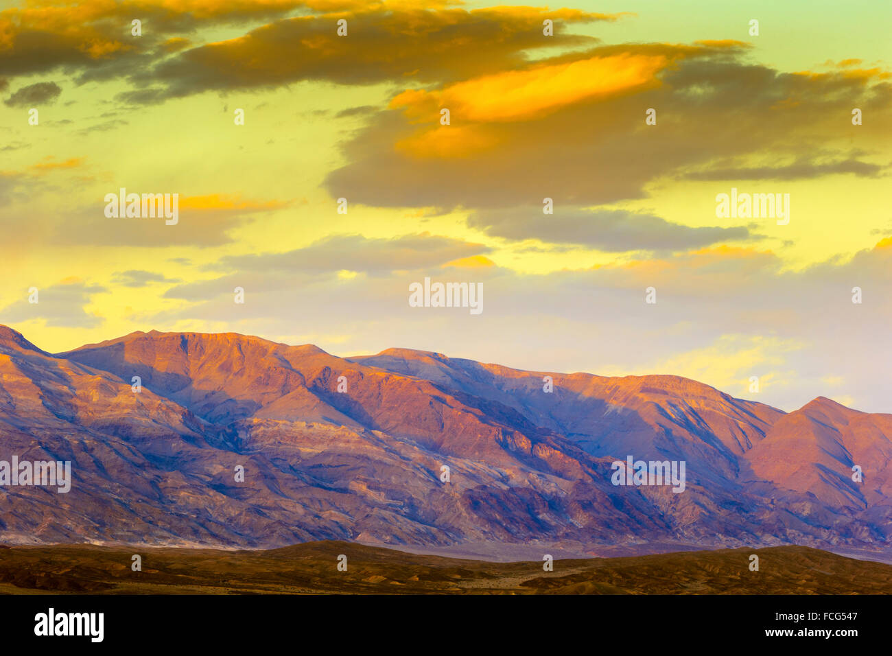 Panamint Range in Death Valley, California Stock Photo - Alamy