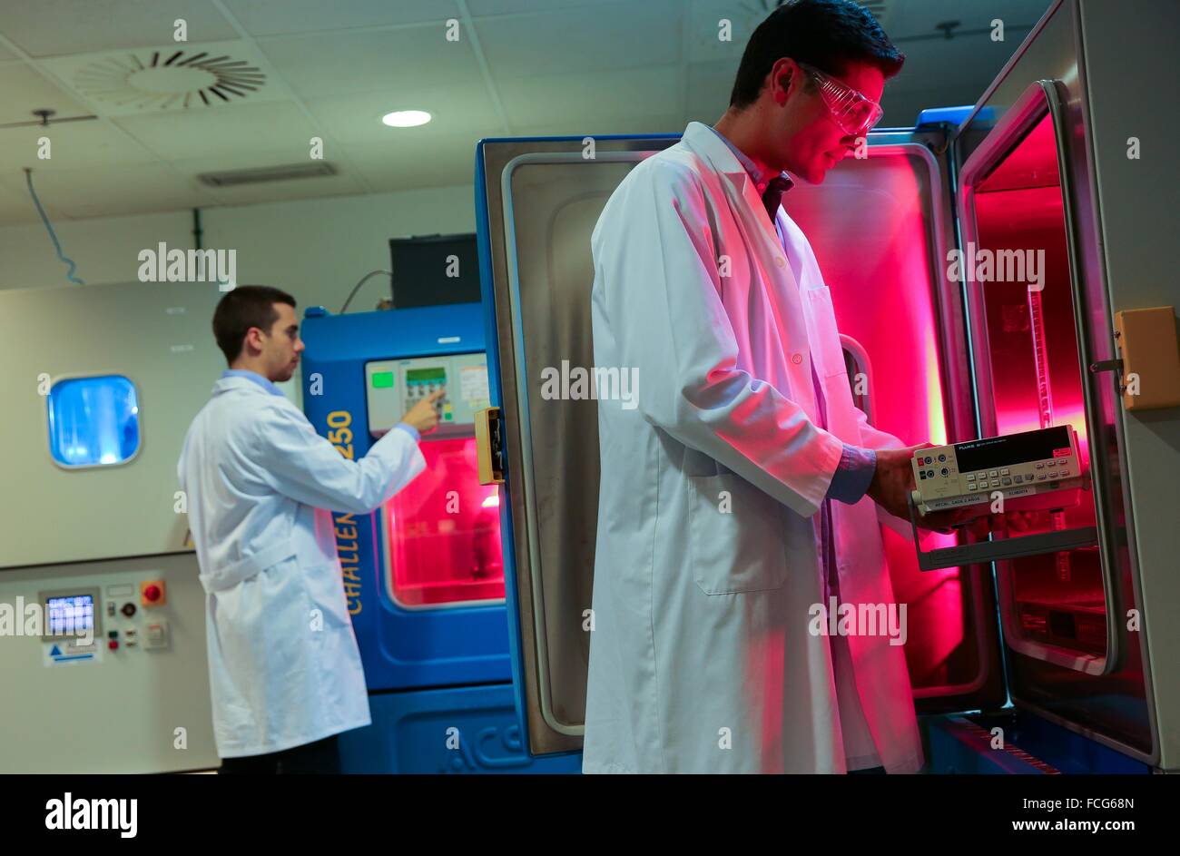 Climate test equipment hi-res stock photography and images - Alamy