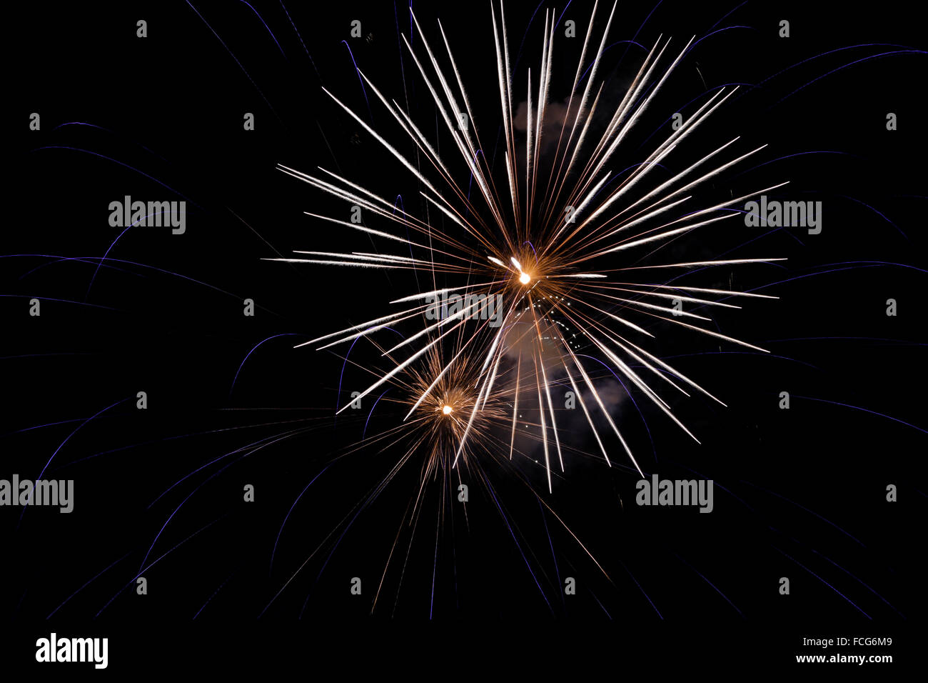 Star explosion glow smoke hi-res stock photography and images - Alamy