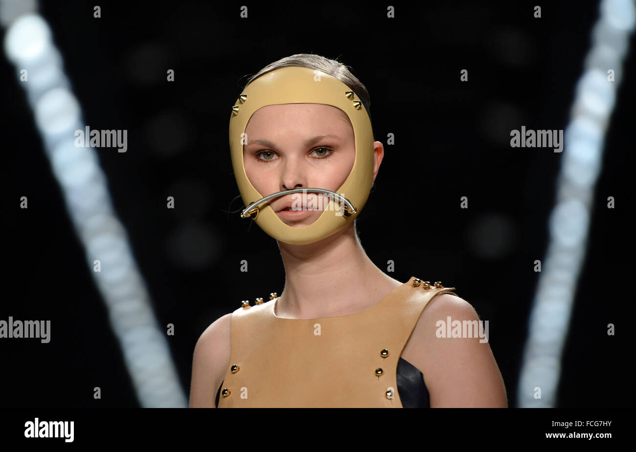 Berlin, Germany. 22nd Jan, 2016. Models present creations from the Shih ...