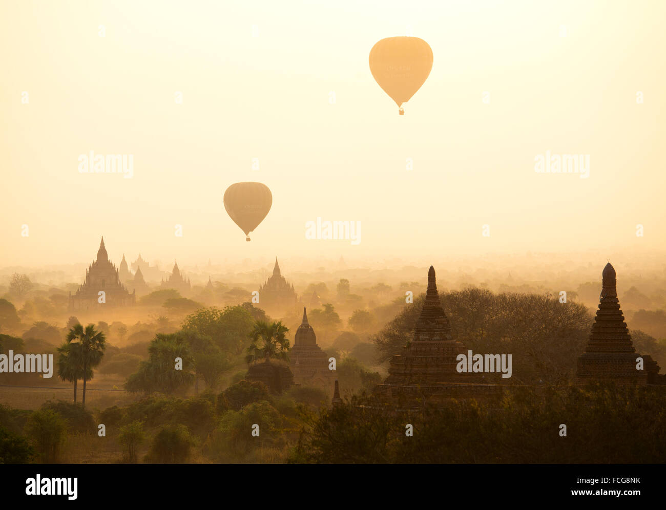Mandalay Burma Pu Gan Temple Stock Photo - Alamy