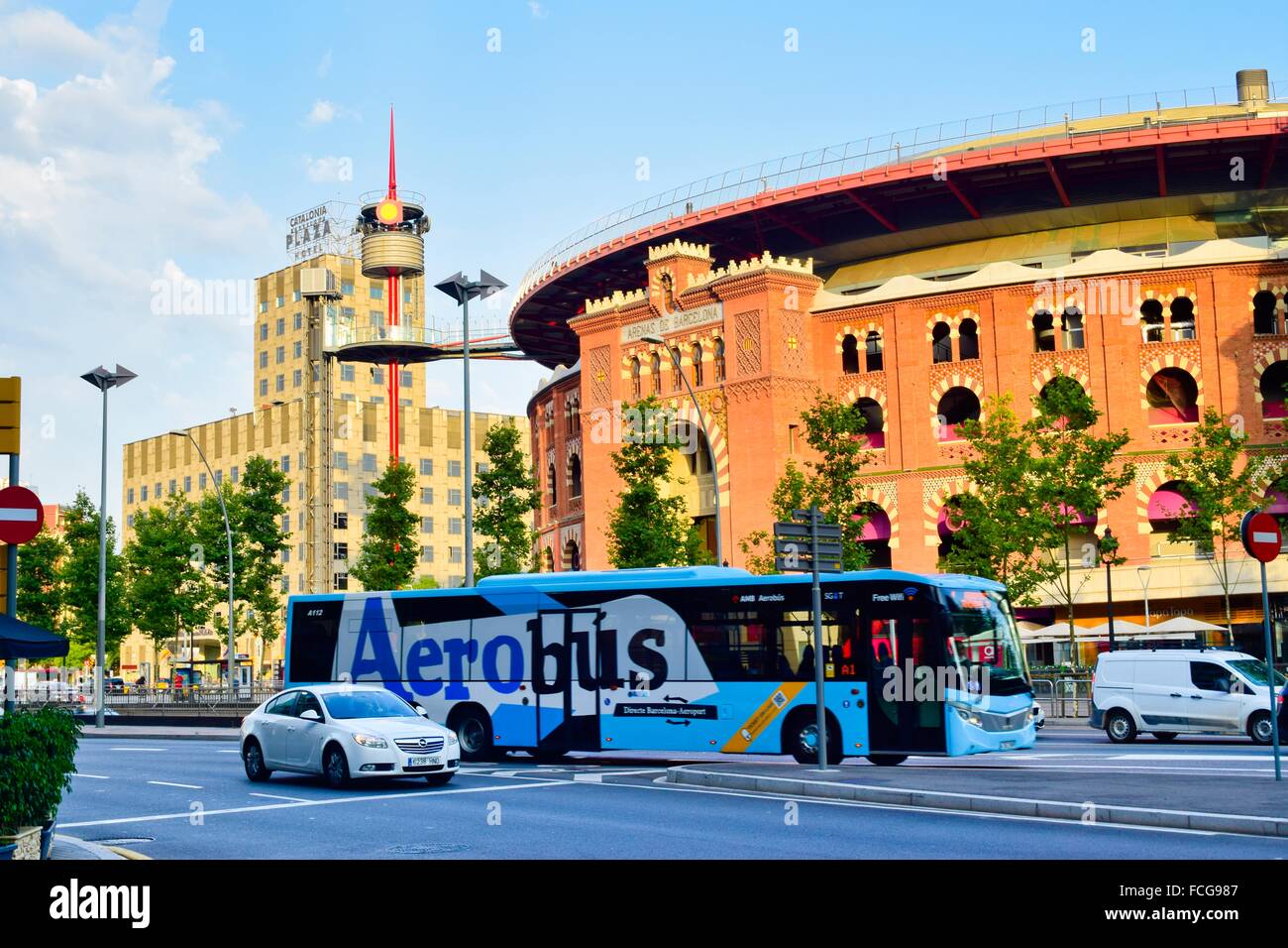Shuttle airfield hi-res stock photography and images - Alamy