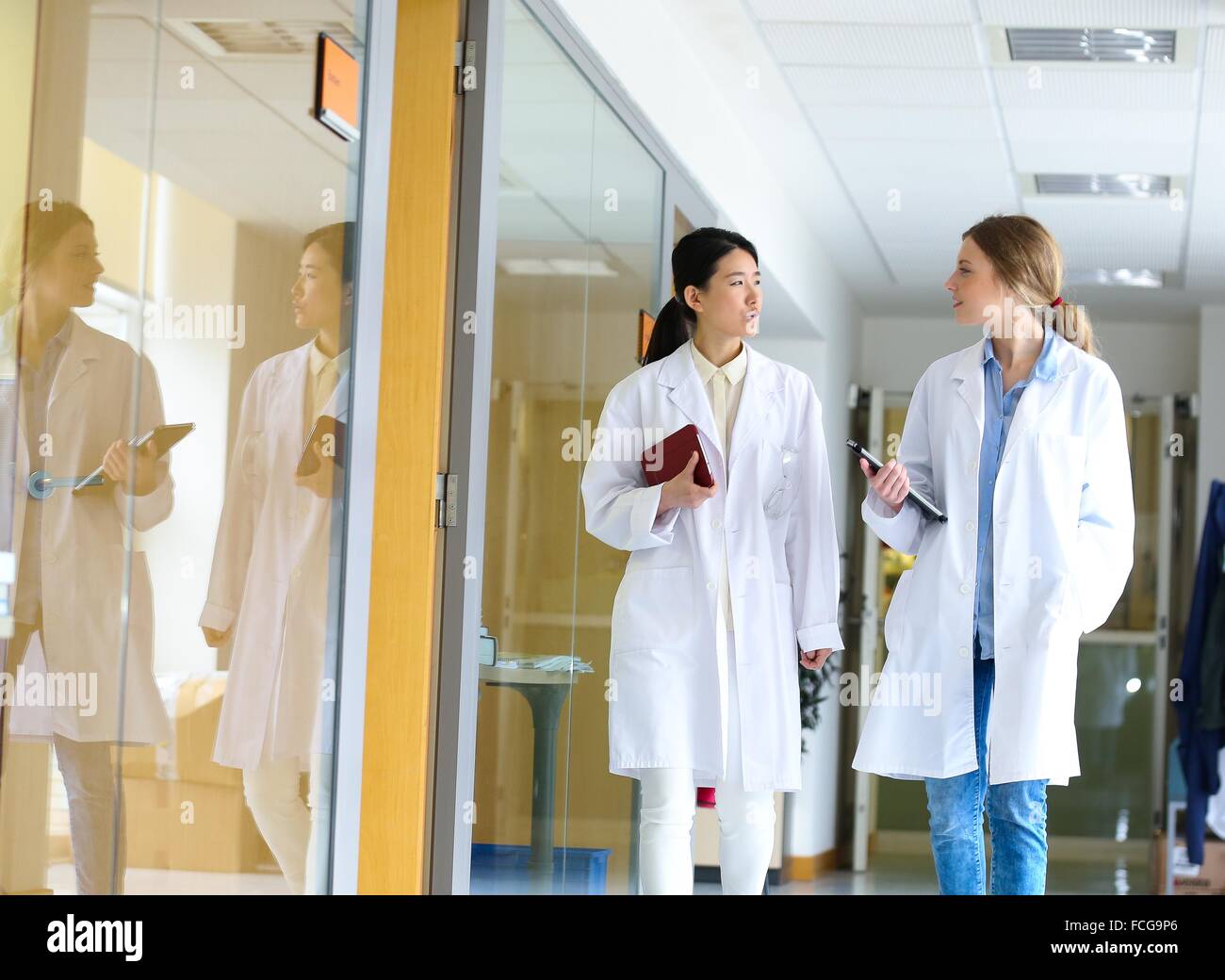 Laboratory worker walking hi-res stock photography and images - Alamy