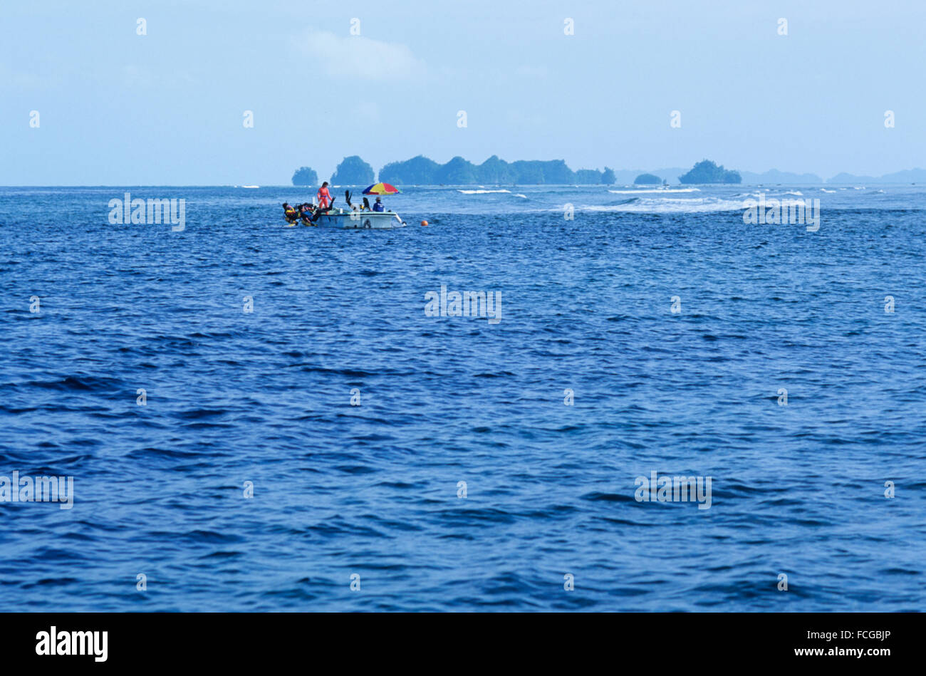 Republic of Palau, Live a board scuba dive operation, dive tender ...