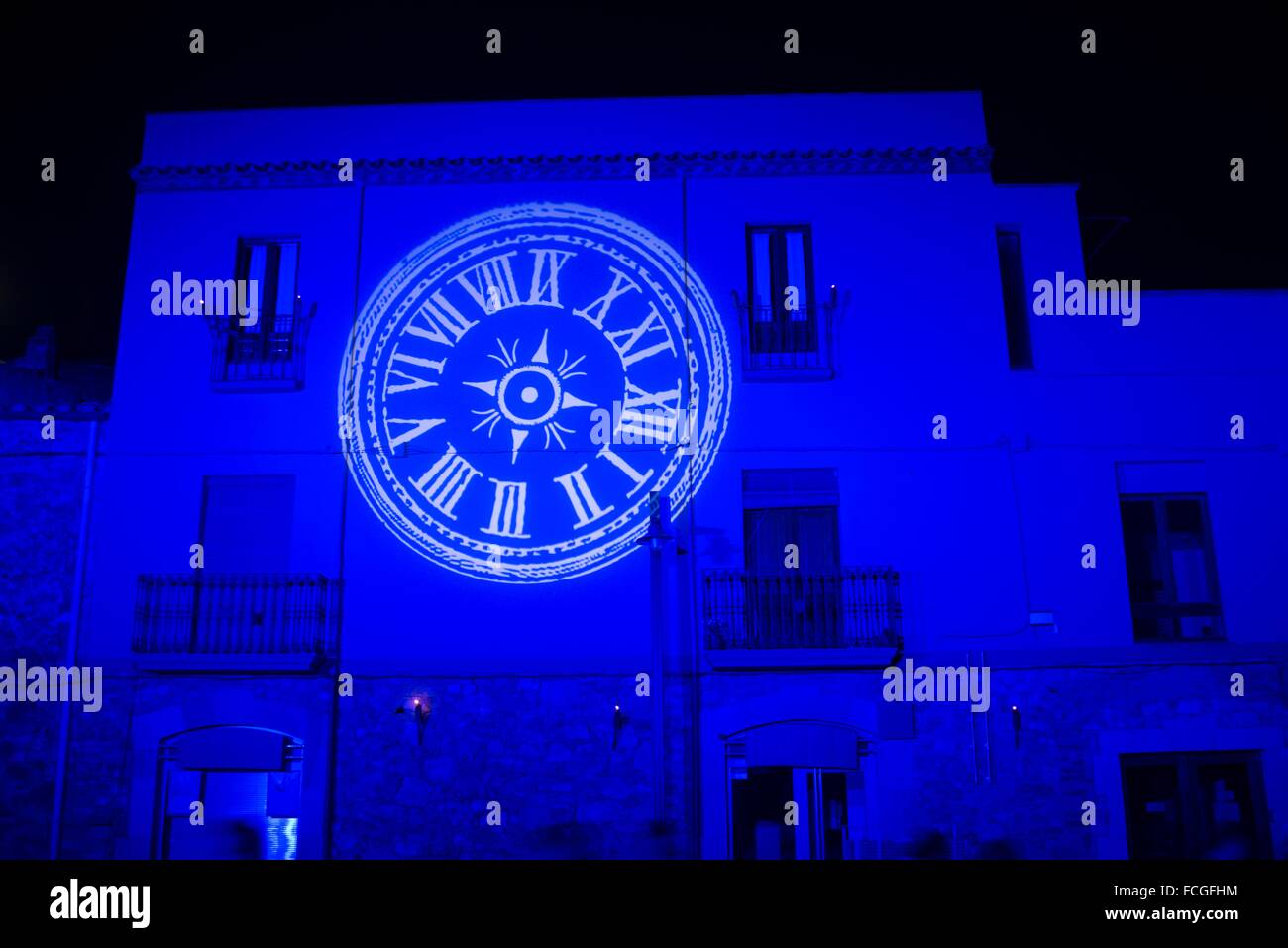 Clock projection hi-res stock photography and images - Alamy