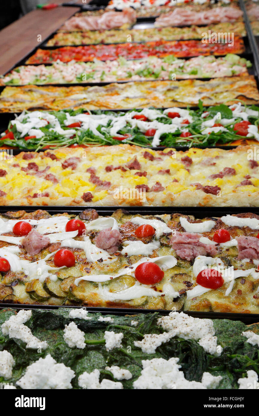 Pizza dough in a tray hi-res stock photography and images - Alamy