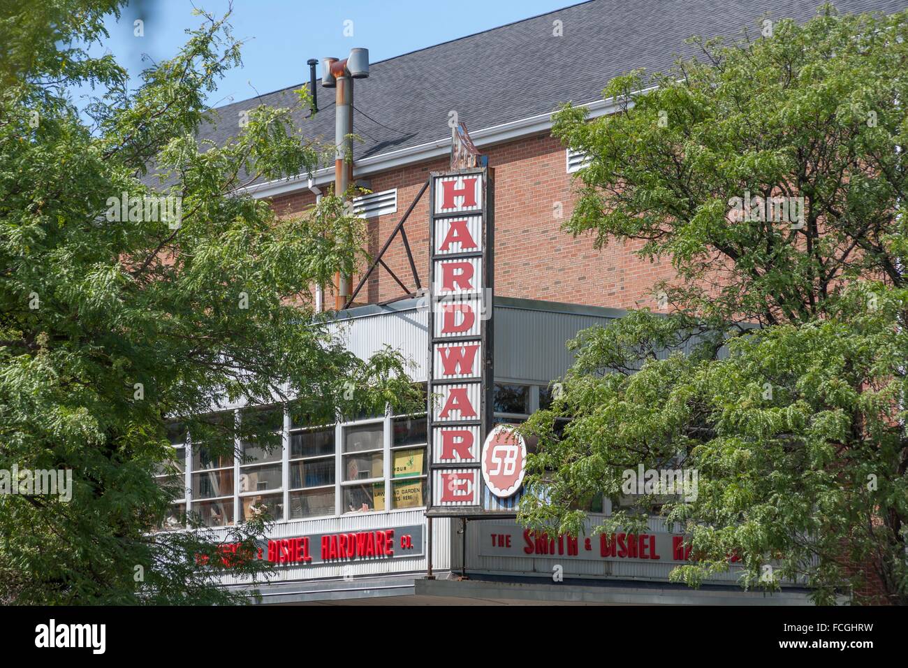 Hardware sign hi-res stock photography and images - Alamy