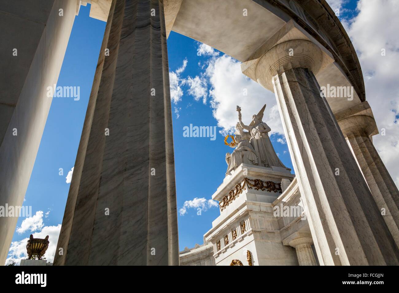 Benito juárez hemicycle hi-res stock photography and images - Alamy