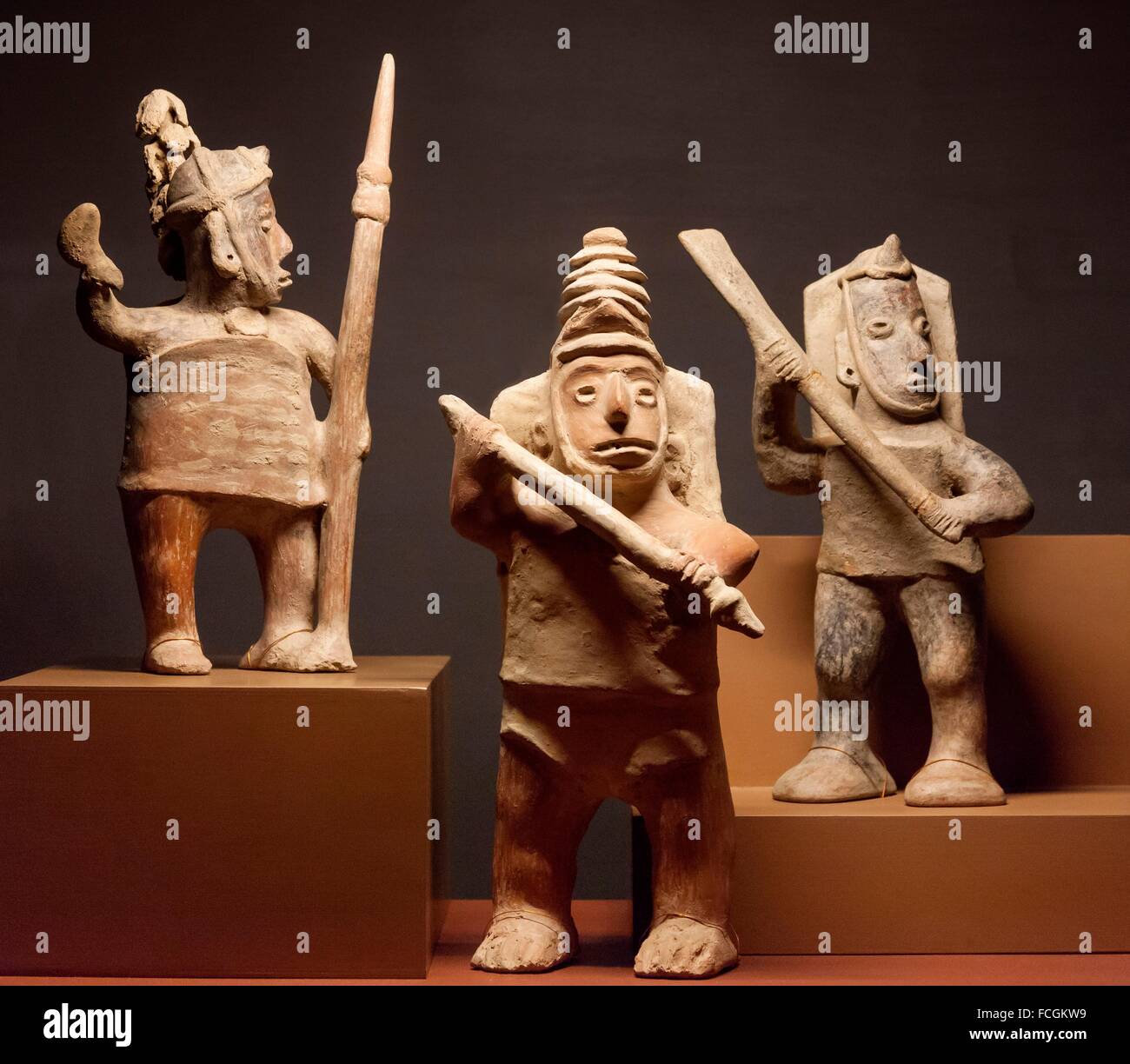 Prehispanic statuettes, Museo Universitario Alejandro Rangel Hidalgo ...