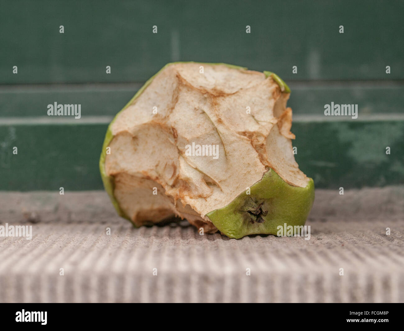 Bitten apple hi-res stock photography and images - Alamy