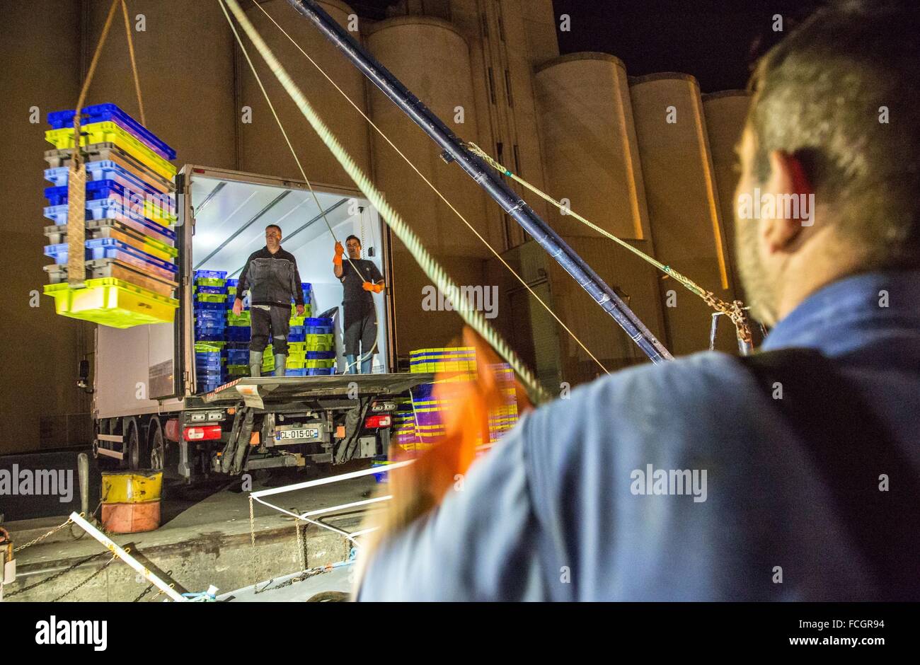 PRAWN FISHING AT SEA, FRANCE Stock Photo - Alamy
