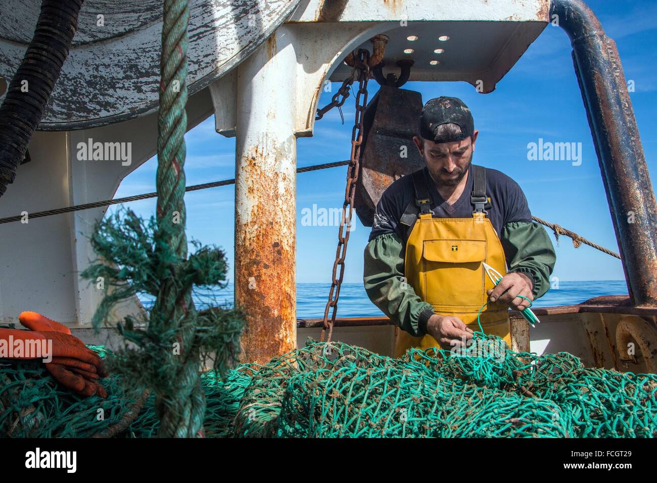 PRAWN FISHING AT SEA, FRANCE Stock Photo - Alamy