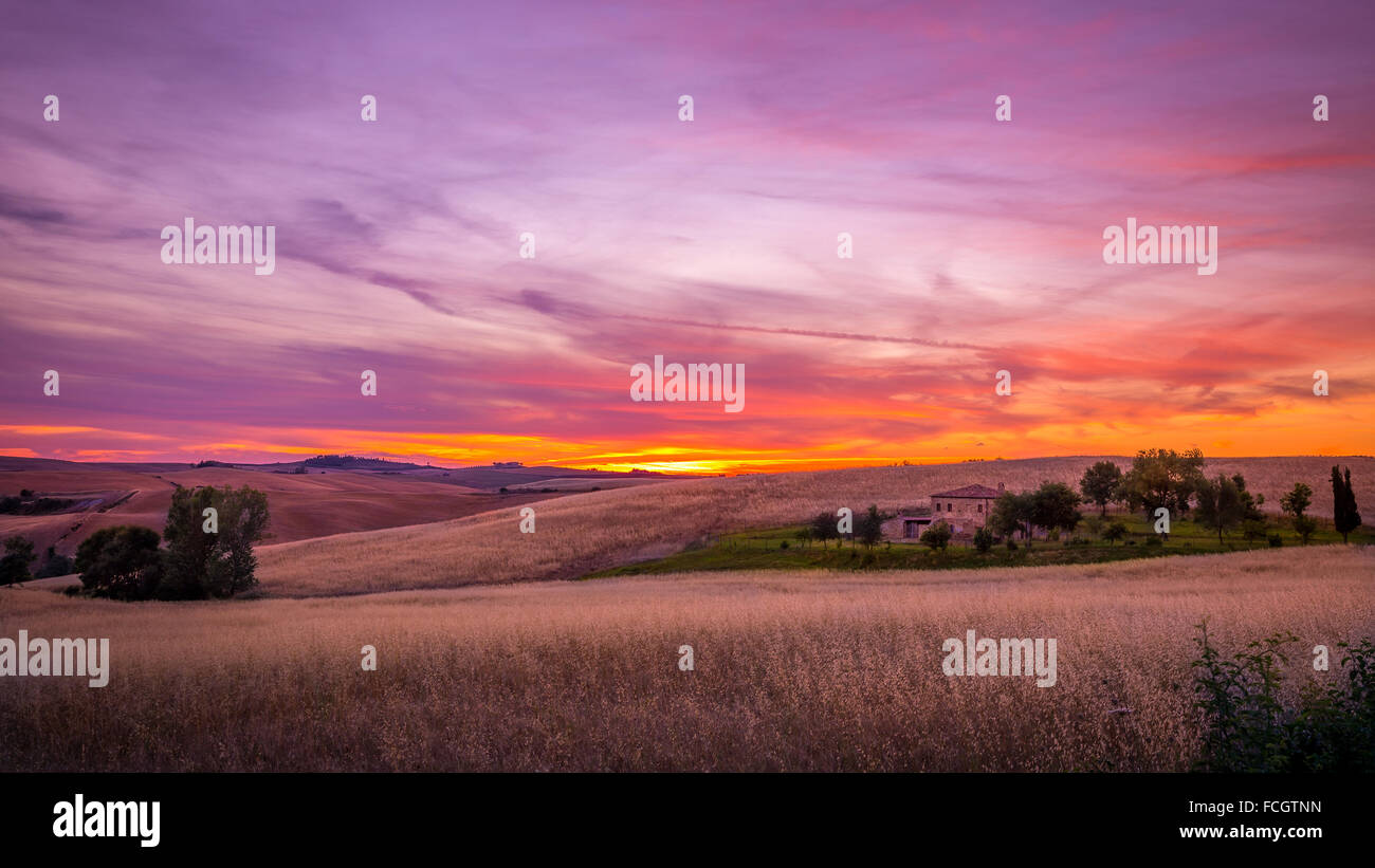 Amazing sunset and dramatic sky in Tuscany, Italy Stock Photo - Alamy