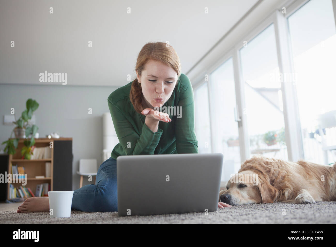 Skyping hi-res stock photography and images - Alamy