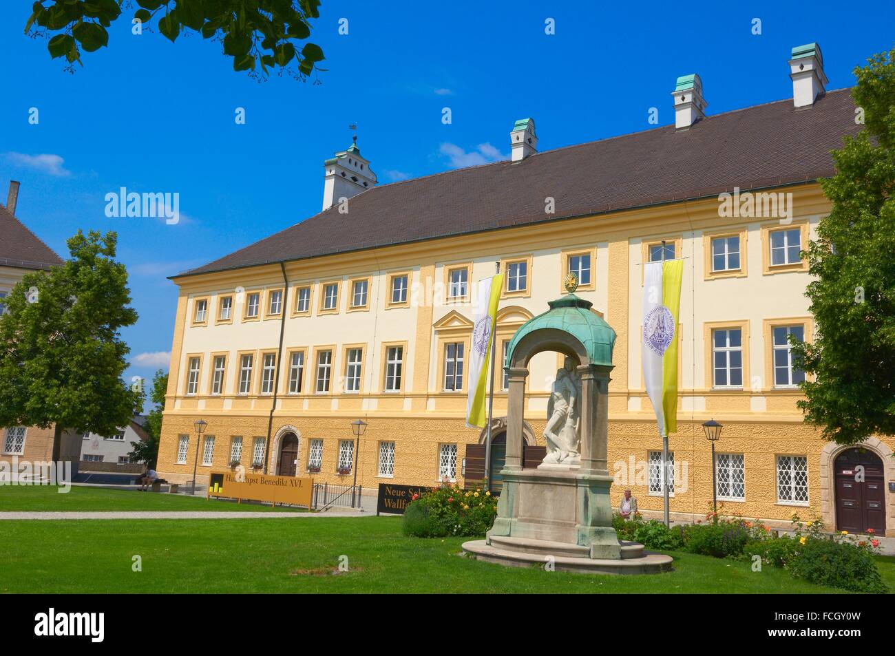 Pope Benedict Xvi New Home