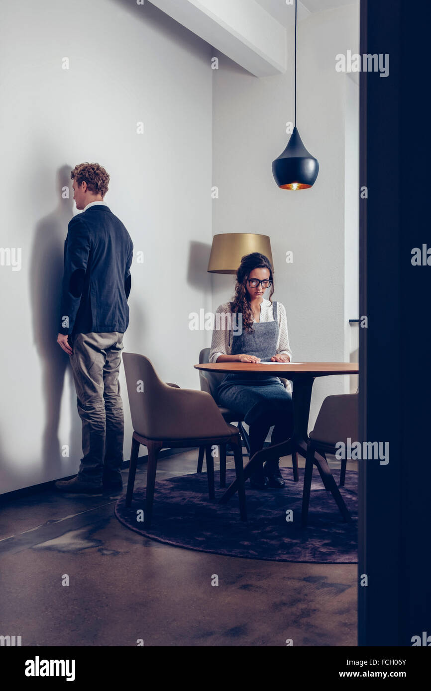 Couple exclusion woman hi-res stock photography and images - Alamy